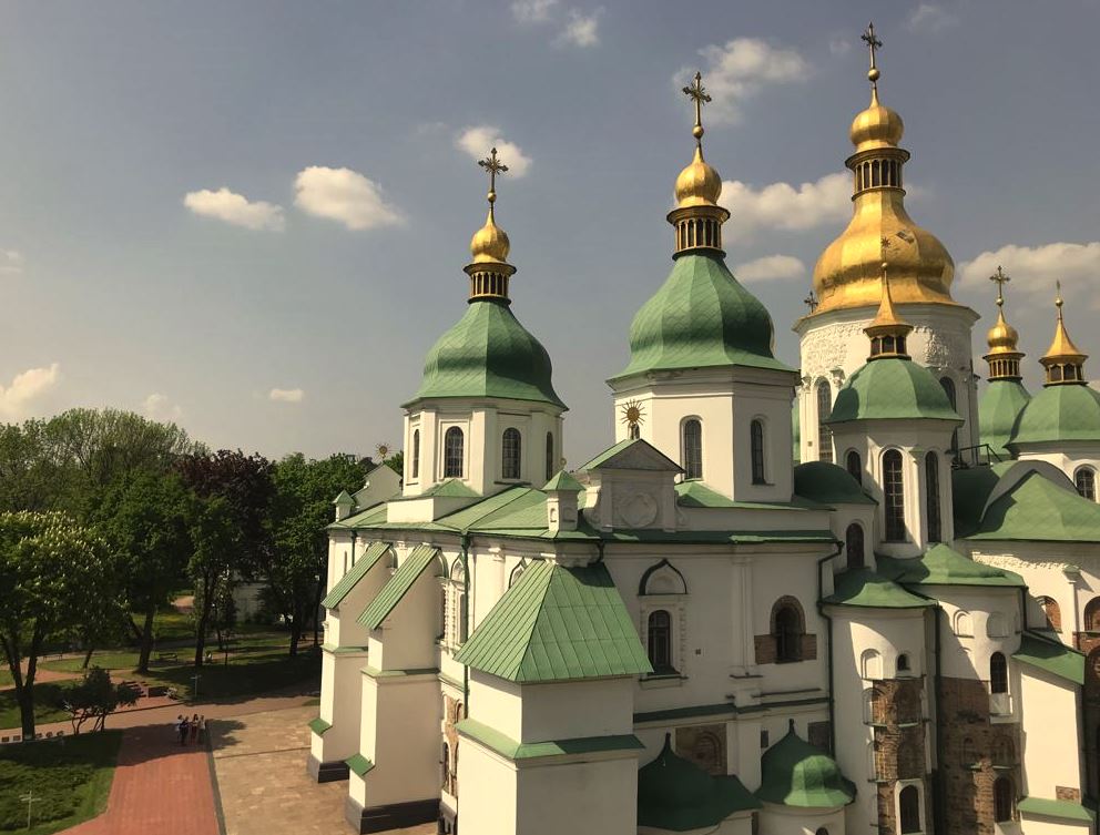 Kauniiden kupolien ja kaiverrusten Kiova – INSIGNO